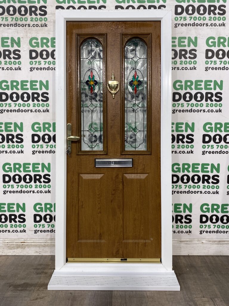 Golden Oak Front door | Green doors