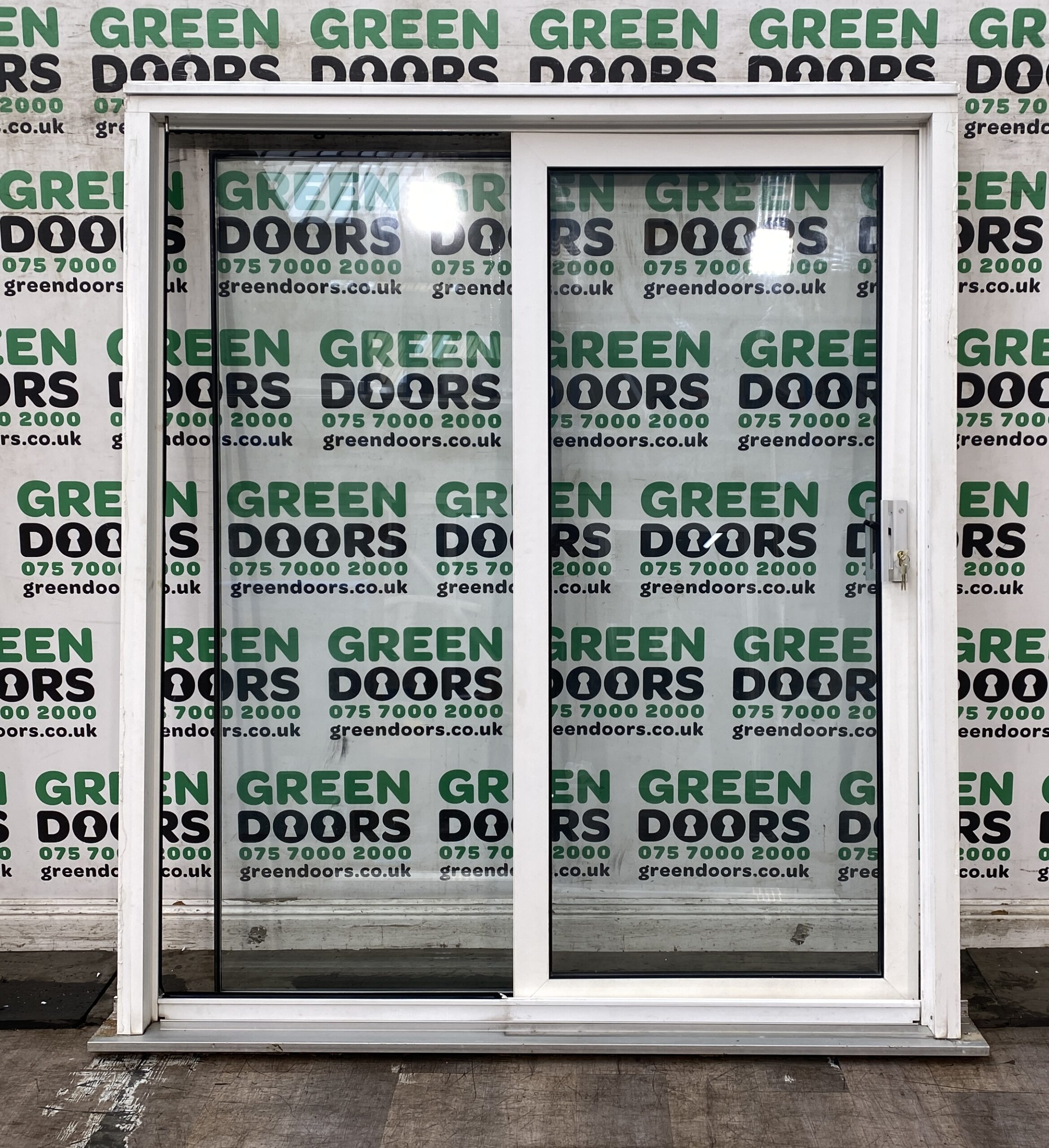 Patio / Sliding doors | Green doors