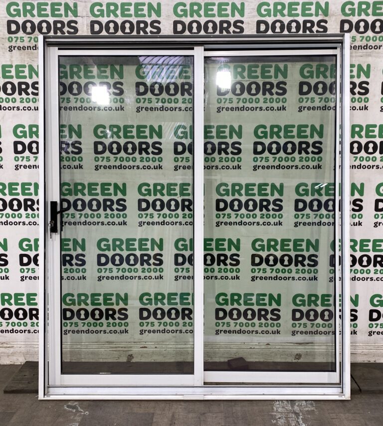White Aluminium Patio / Sliding doors | Green doors